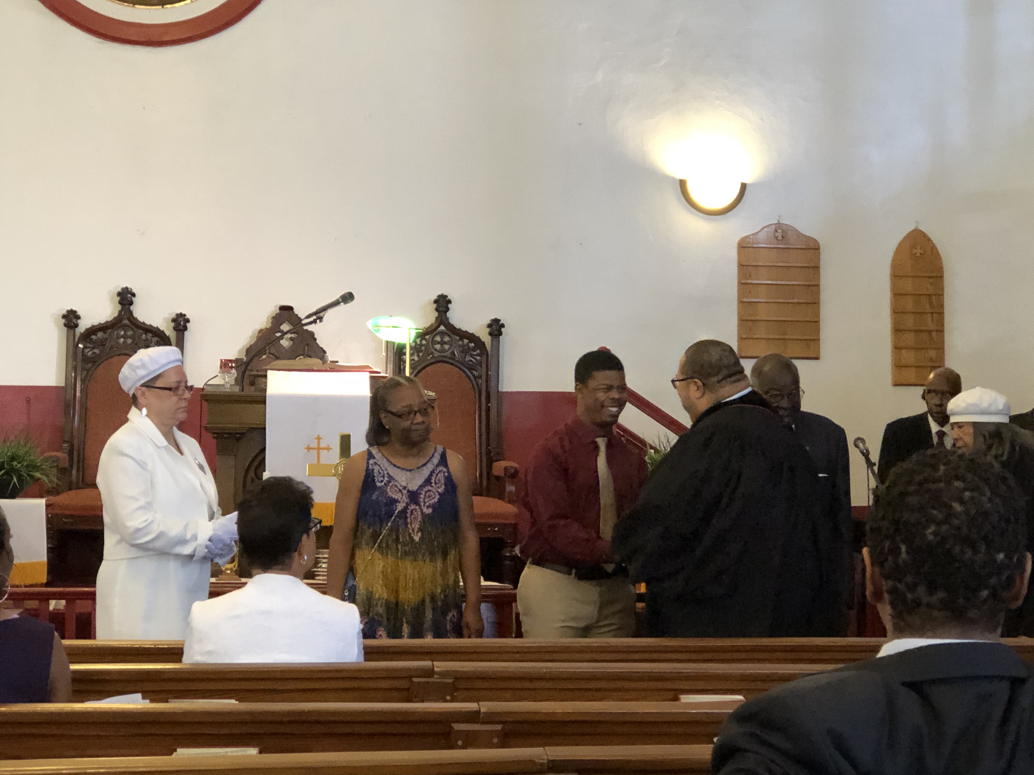Right hand in fellowship… – The Daley Times